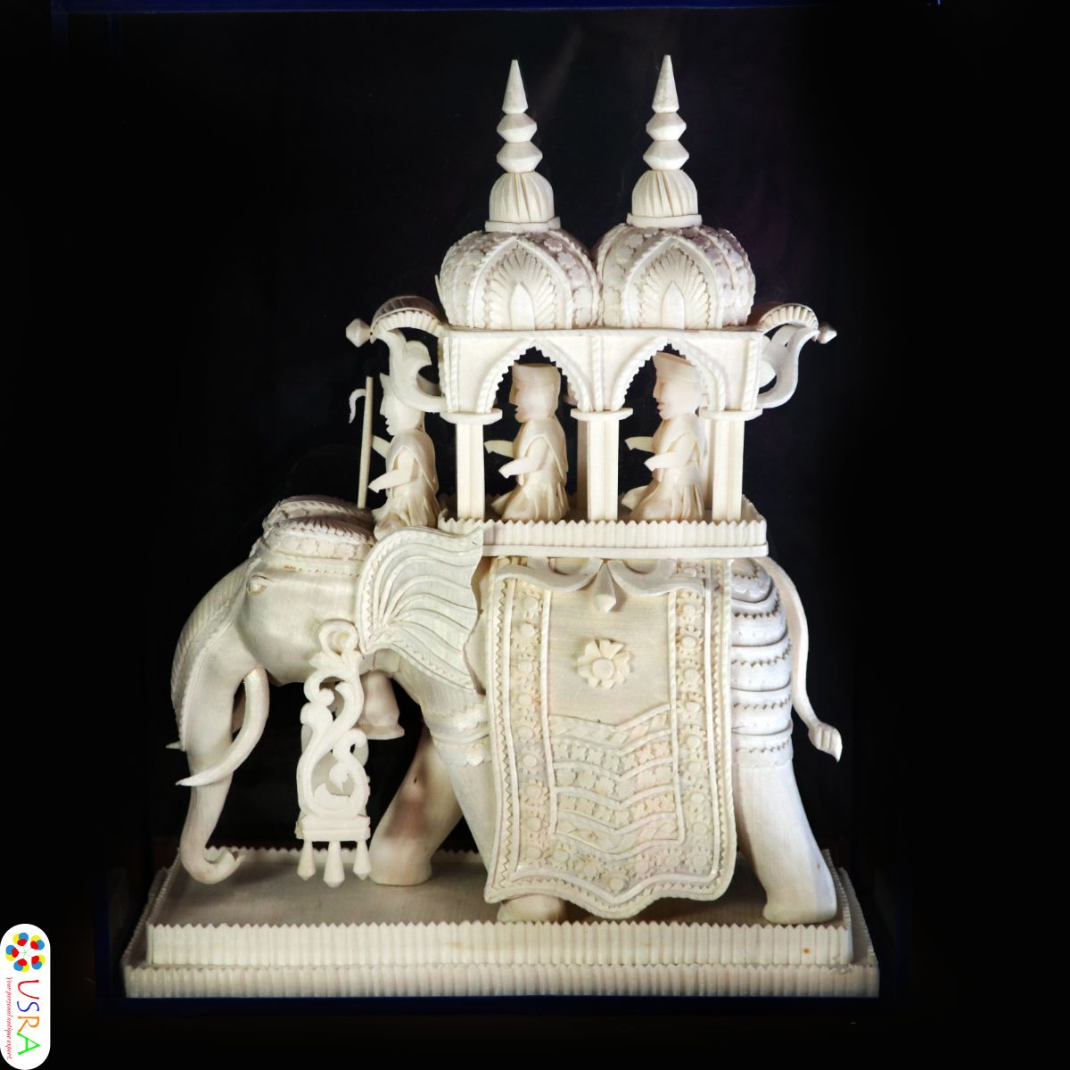 HANDCRAFTED DECORATIVE SHOLA CRAFT HOWDAH AND KING - USRA